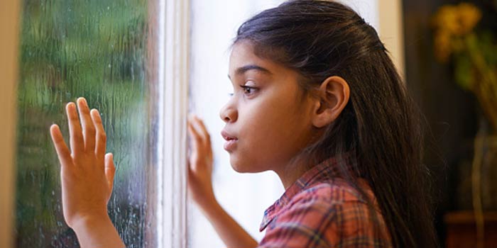 Astraphobia: Signs, Causes, Effects, Tips And Treatment