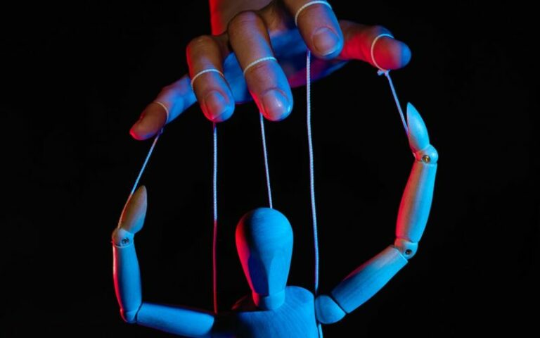 How to Stop Being Controlling: 11 Effective Tips and Methods