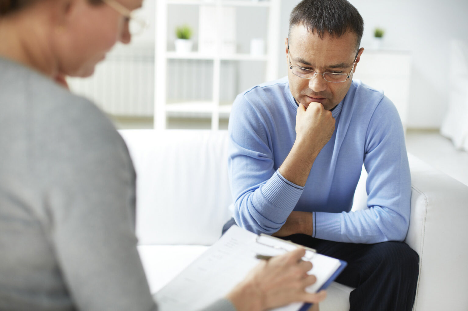 Symptoms of PTSD in Men: Different Signs and Managing Them