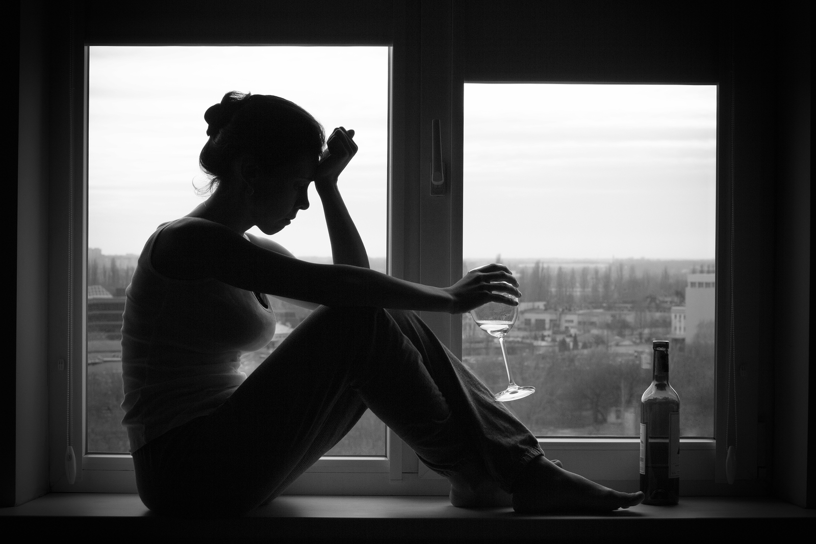 Self-Loathing Narcissist: Traits, Reasons and Treatment
